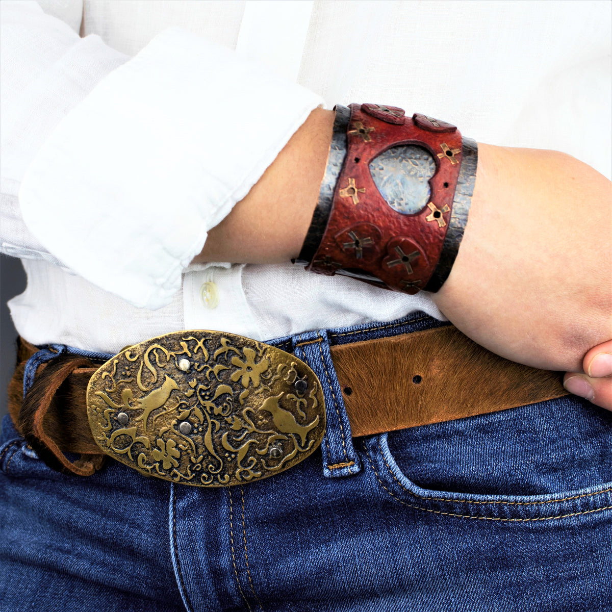 Etched Bird Motif Red Brass Oval Belt Buckle with Brindle Fur Leather ...